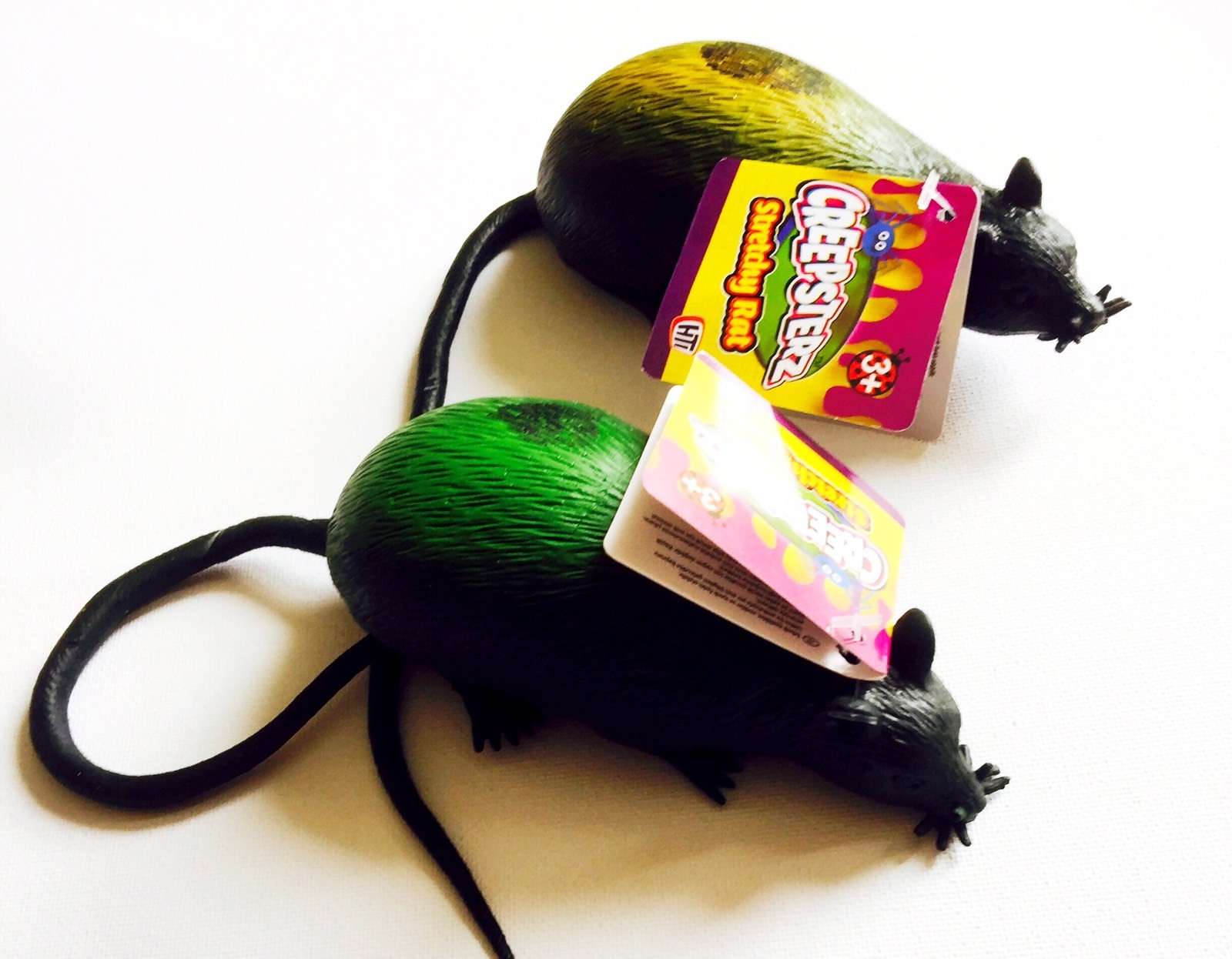 Stretchy Rat Rubber With Long Tail - Jokes and Gags Novelty Toys 13cm ...