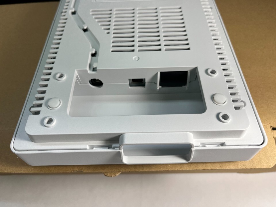 Epson ELPHD02 HDBT HDMI Display Transmitter/Control Pad W/ Accessories ...