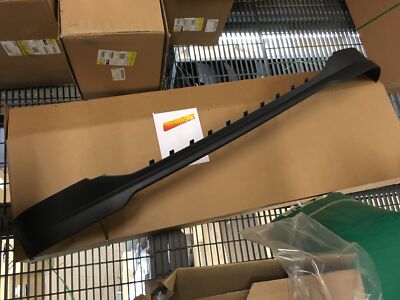 2016-2017 GMC SIERRA FRONT BUMPER LOWER AIR DEFLECTOR NEW GM # 23381985 ...