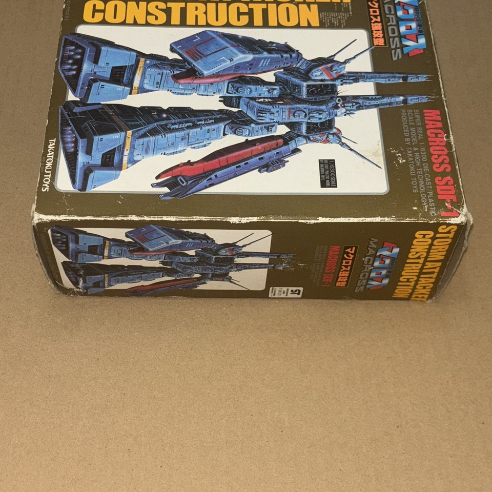 Takatoku Toys Macross SDF-1 1/6300 Storm Attacker Construction Robotech ...