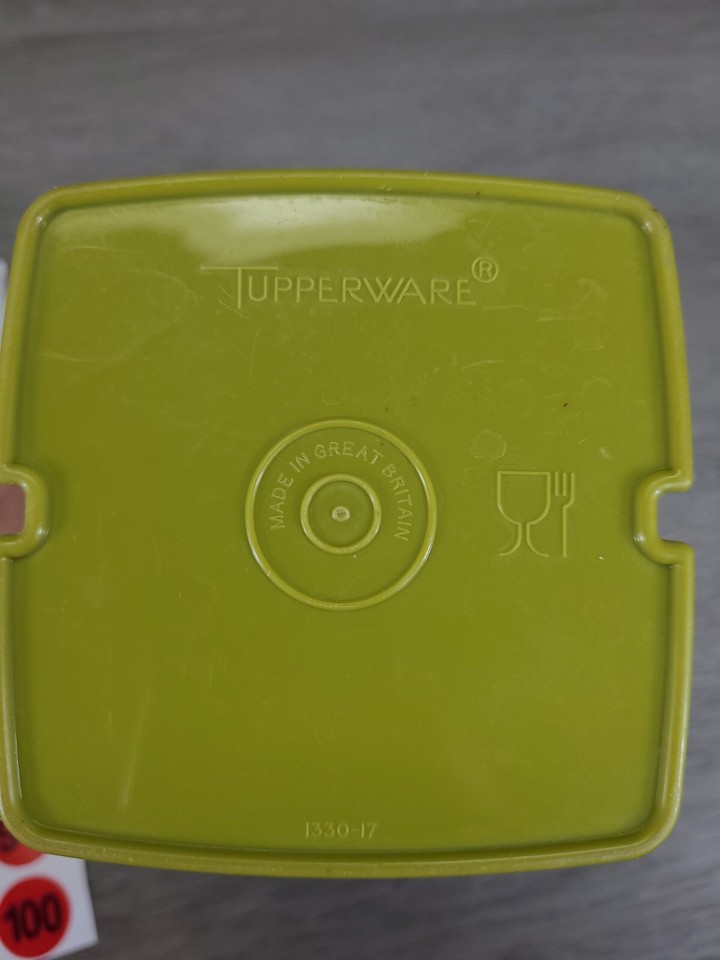Tupperware Pickle Olive Jalapeño Container Keeper Avocado Green 1330-17 ...