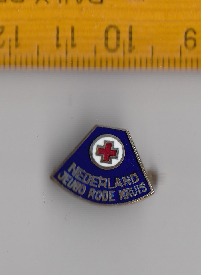 Vintage RED CROSS pin badges brooches Rode Kruis Rotes Kreuz Medical ...