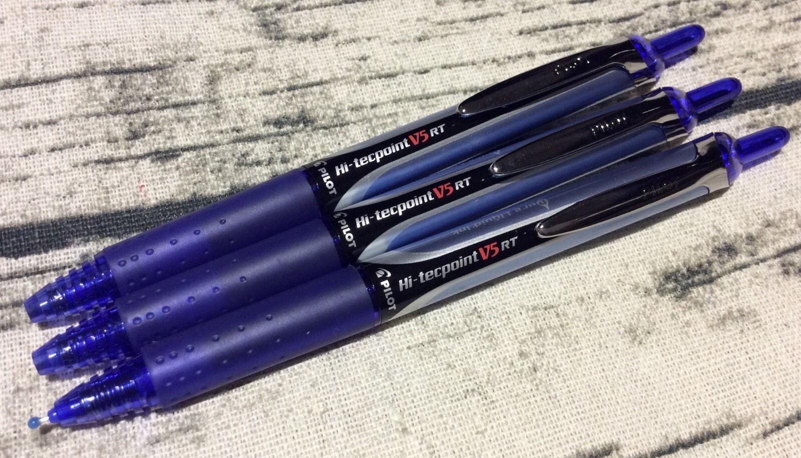 3x Pilot V5 RT Clicker Pens Blue Black Red Hi-Tecpoint Extra Fine 0.5 ...