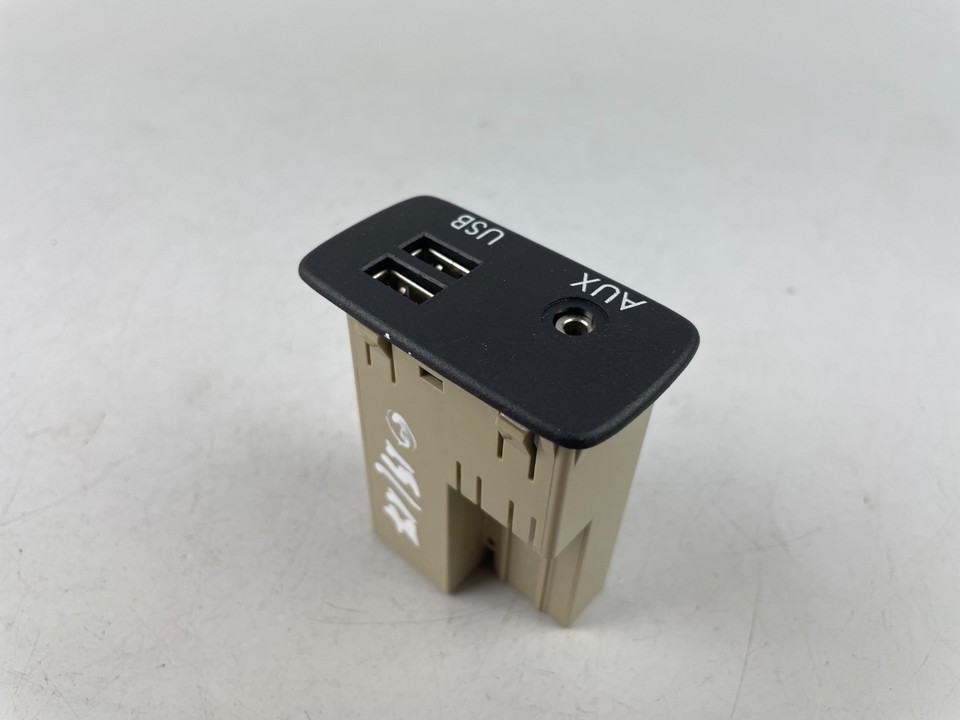 2015-2019 Subaru Outback Legacy Double Dual USB Socket AUX Jack Port ...