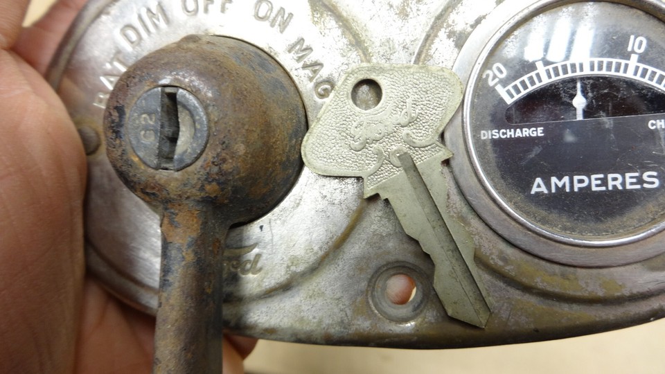 1926 1927 Model T Ford IGNITION / LIGHT SWITCH / AMP GAUGE Original w ...