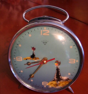 RARE VINTAGE CHINA DIAMOND SHANGHAI ANIMATED MECHANICAL ALARM CLOCK ...