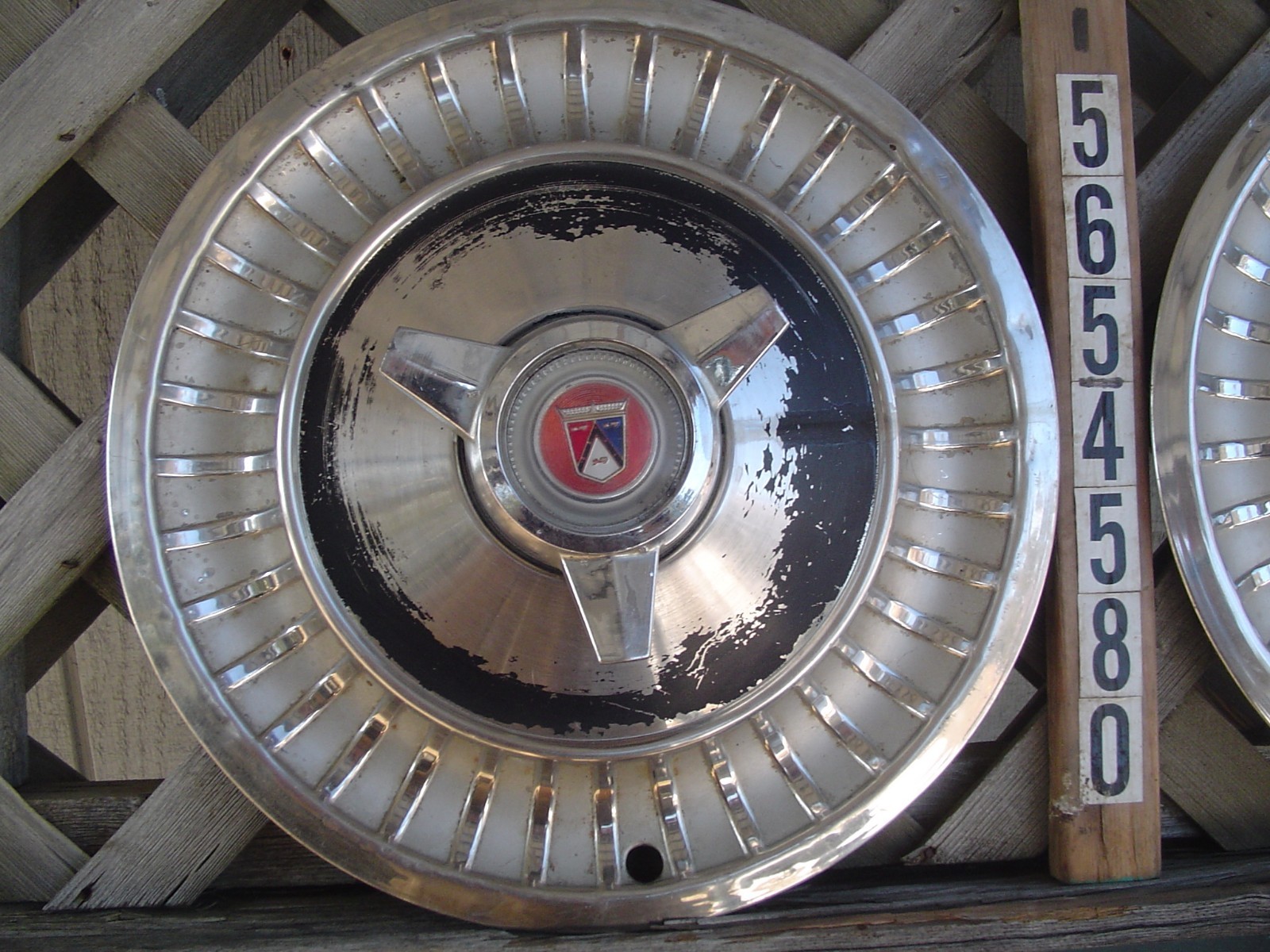TWO 1963 63 FORD FAIRLANE 13 IN SPINNER HUBCAPS WHEEL COVERS CENTER ...