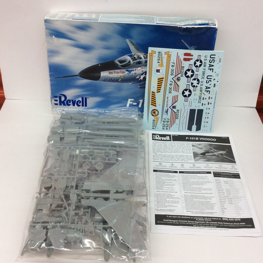 Revell F-101 Voodoo kit 85-5853 1/48 scale model kit 10+ Complete Open ...