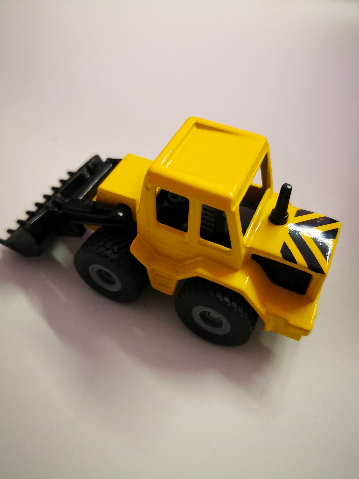 Siku 0802 0803 frontlader, Radlader, Schaufellader, gelb Vitrinen ...