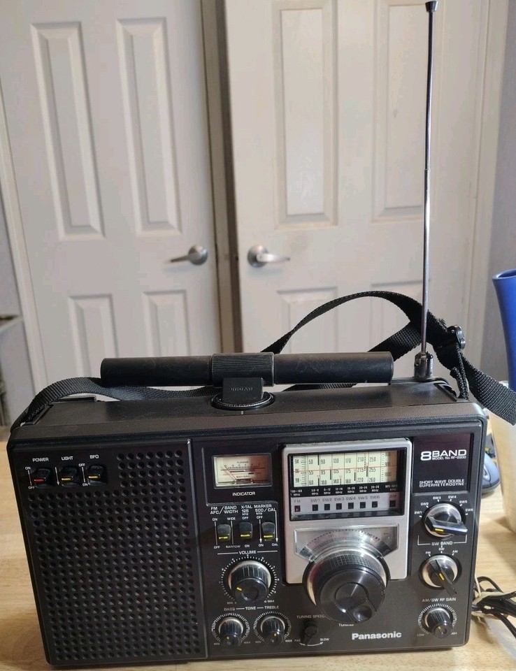 Panasonic RF-2200 8BAND FM/AM SW1-6 Shortwave Double Superheterodyne ...