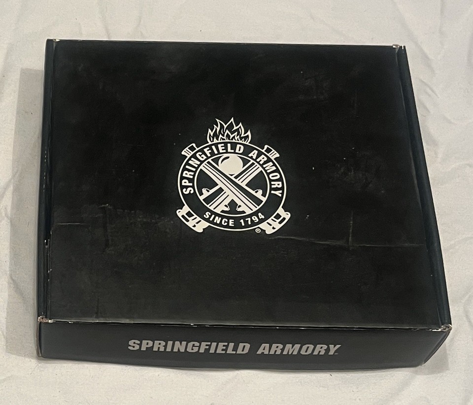 Springfield Armory Hellcat Pistol 9mm Box w/ Loader / Lock / Manual ...