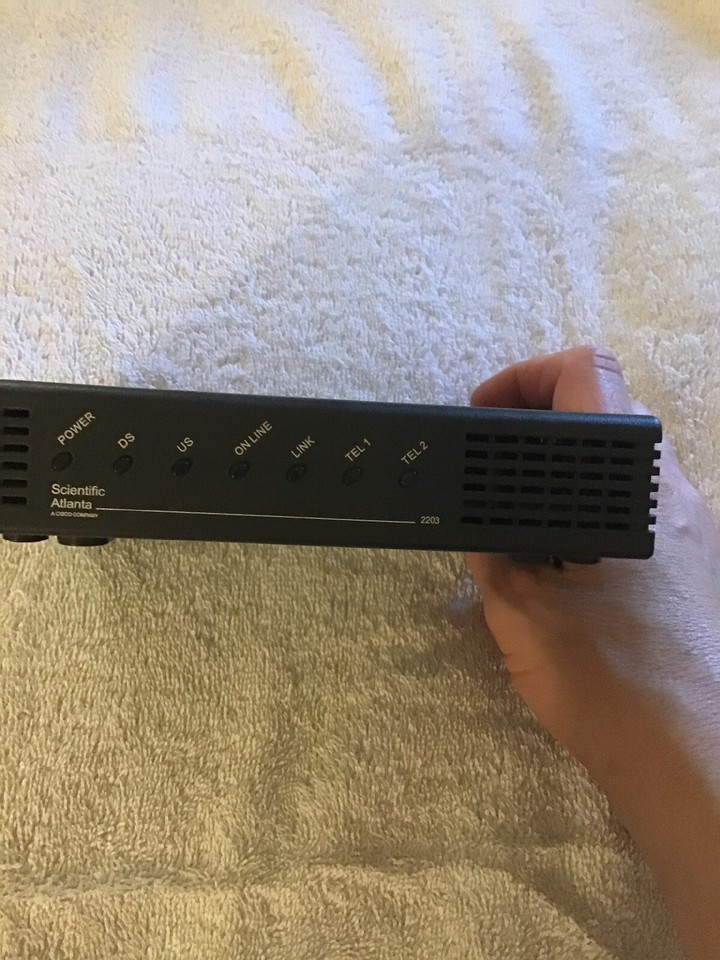 Scientific Atlanta Cisco Co. DPC2203 Cable Modem Pin 4016466 **MODEM ...