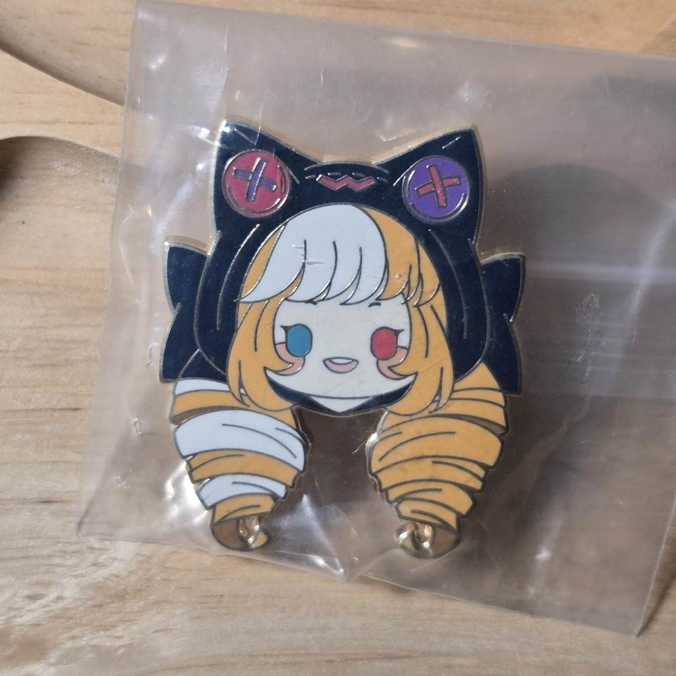 Gwen pin League Of Legends Pin C550D650 TFT | eBay