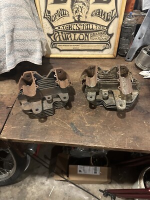 1936-39 Harley Knucklehead Cylinder Heads Front Rear Barn Fresh ...