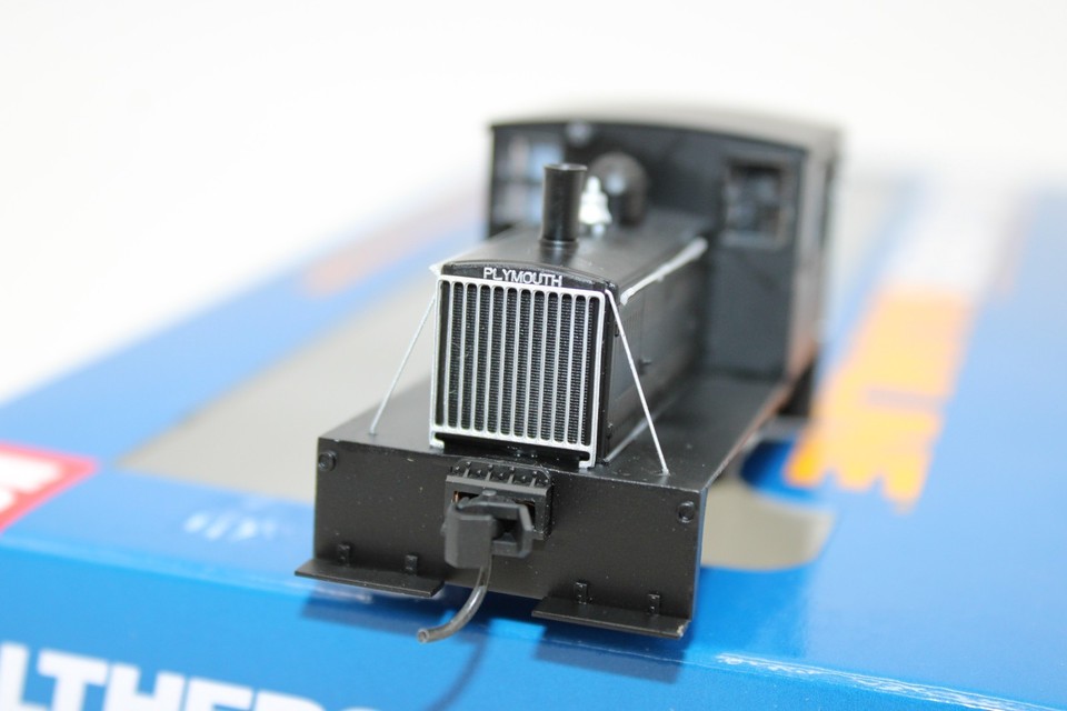 Walthers HO Scale Plymouth ML8 Industrial Switcher Locomotive NOS DCC ...