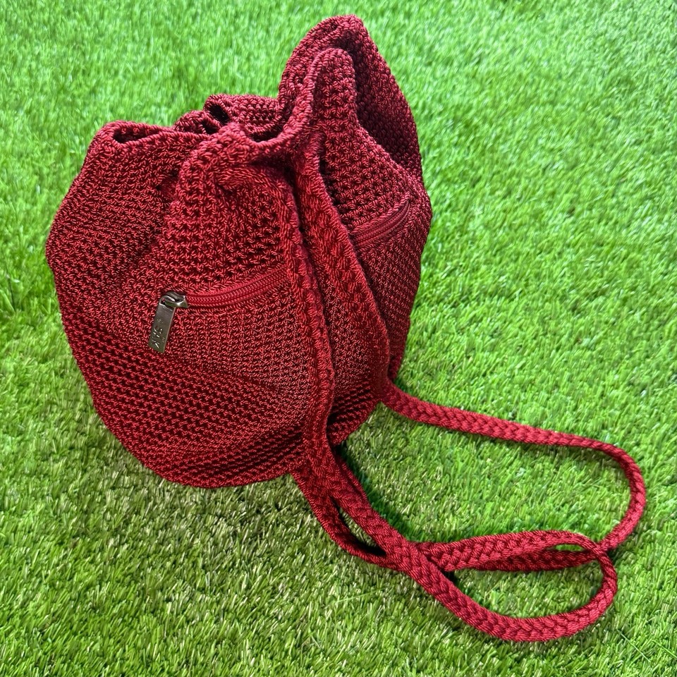 VTG The Sak Red Crochet Drawstring Backpack Knit EUC School Shoulder ...