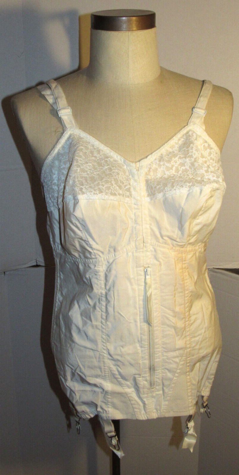 VINTAGE 1950s SEARS NU-BACK CORSET/OPEN BOTTOM GIRDLE… - Gem