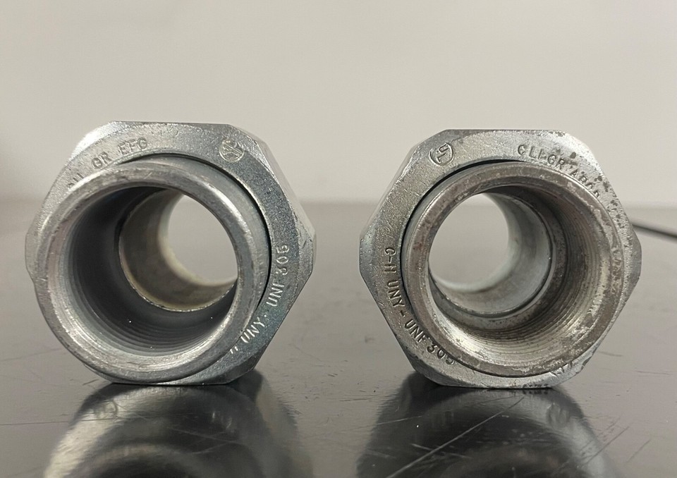 “LOT OF 2” C.H. / Eaton - UNY-UNF 305 - 1" - Male to Female - Conduit ...