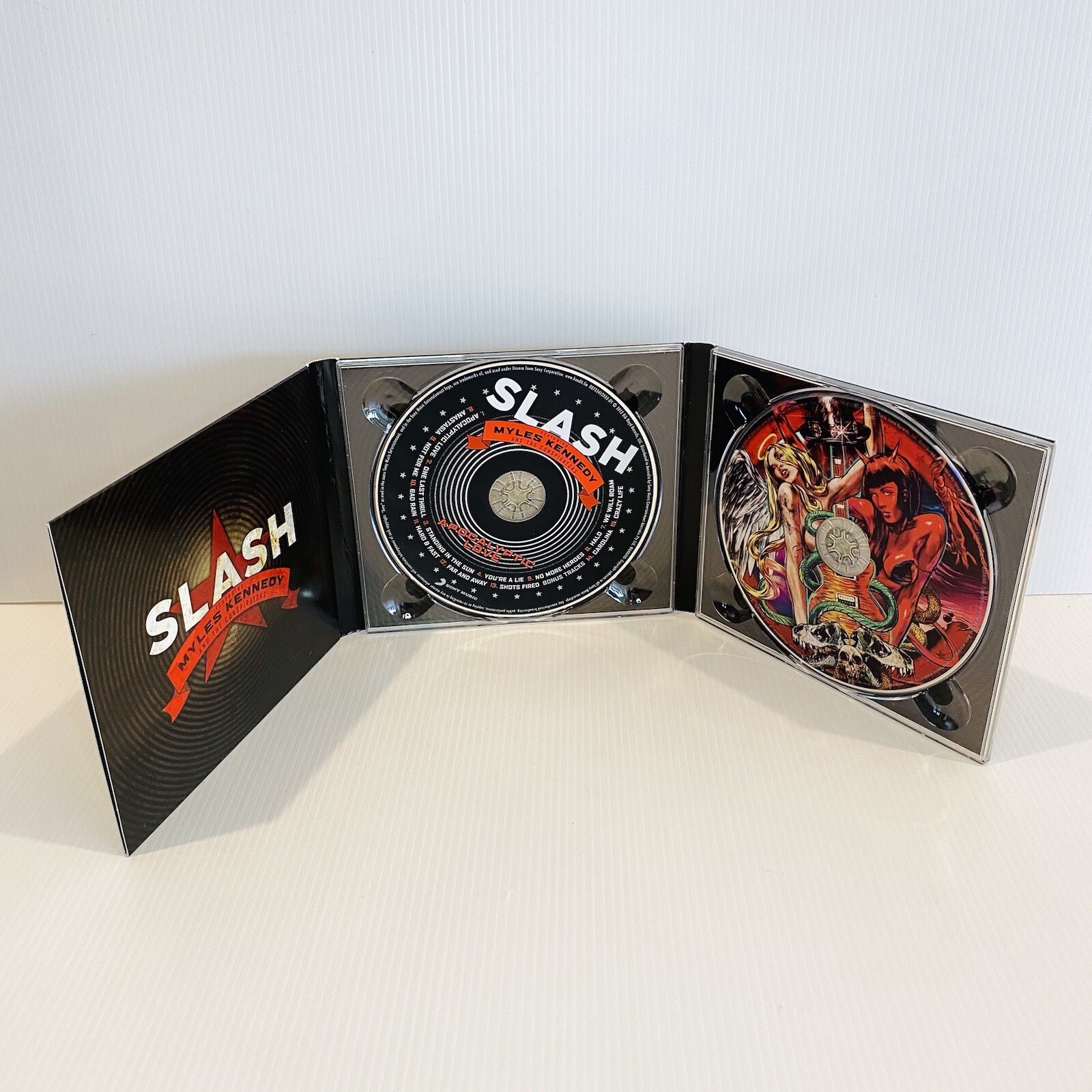 Apocalyptic Love [Deluxe Edition] by Slash featuring Myles Kennedy and ...