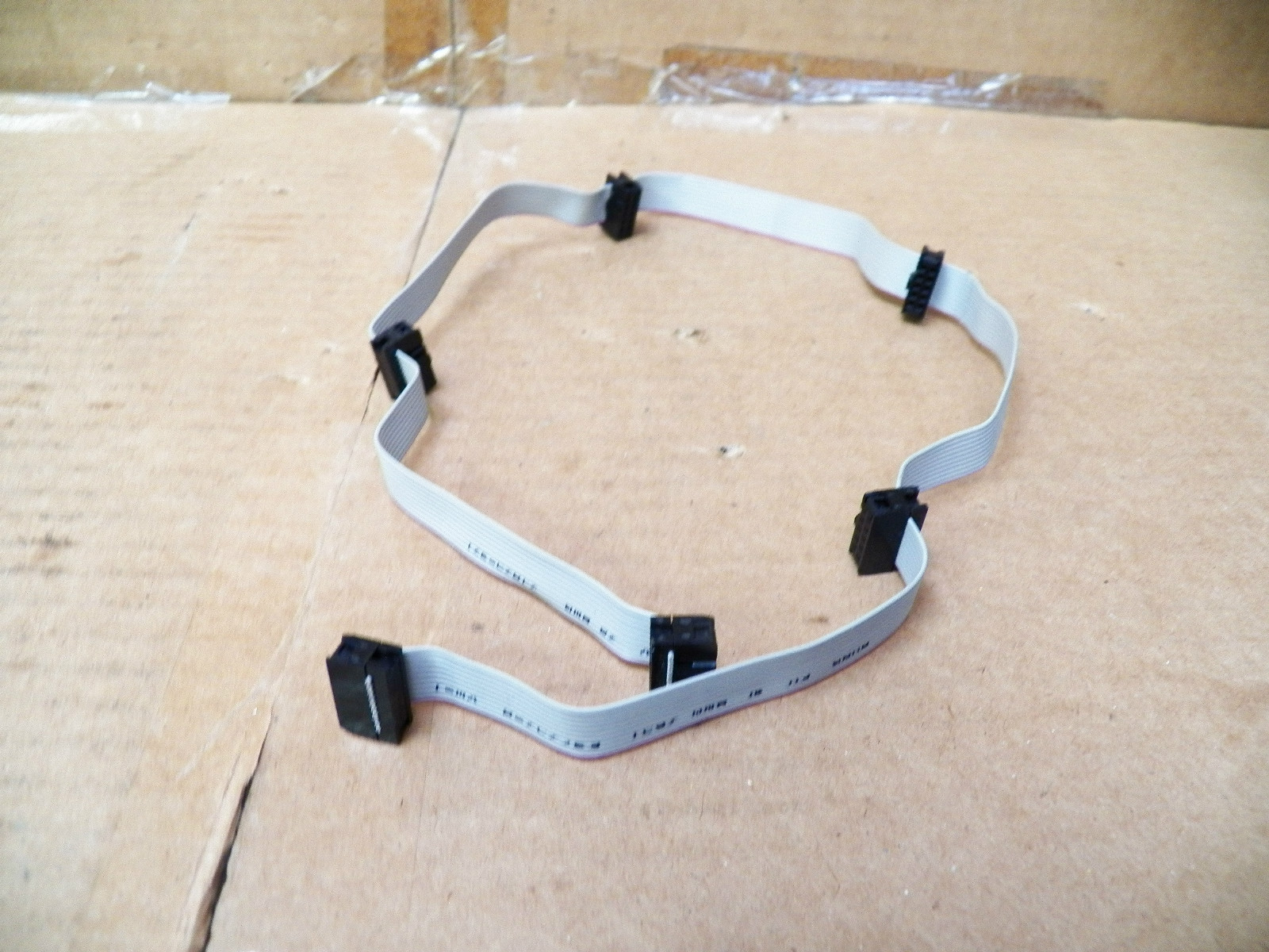 HUNG FU RIBBON CABLE 2JH25-921 2JH25921 105°C 300V 28 AWG 6 CONNECTOR ...