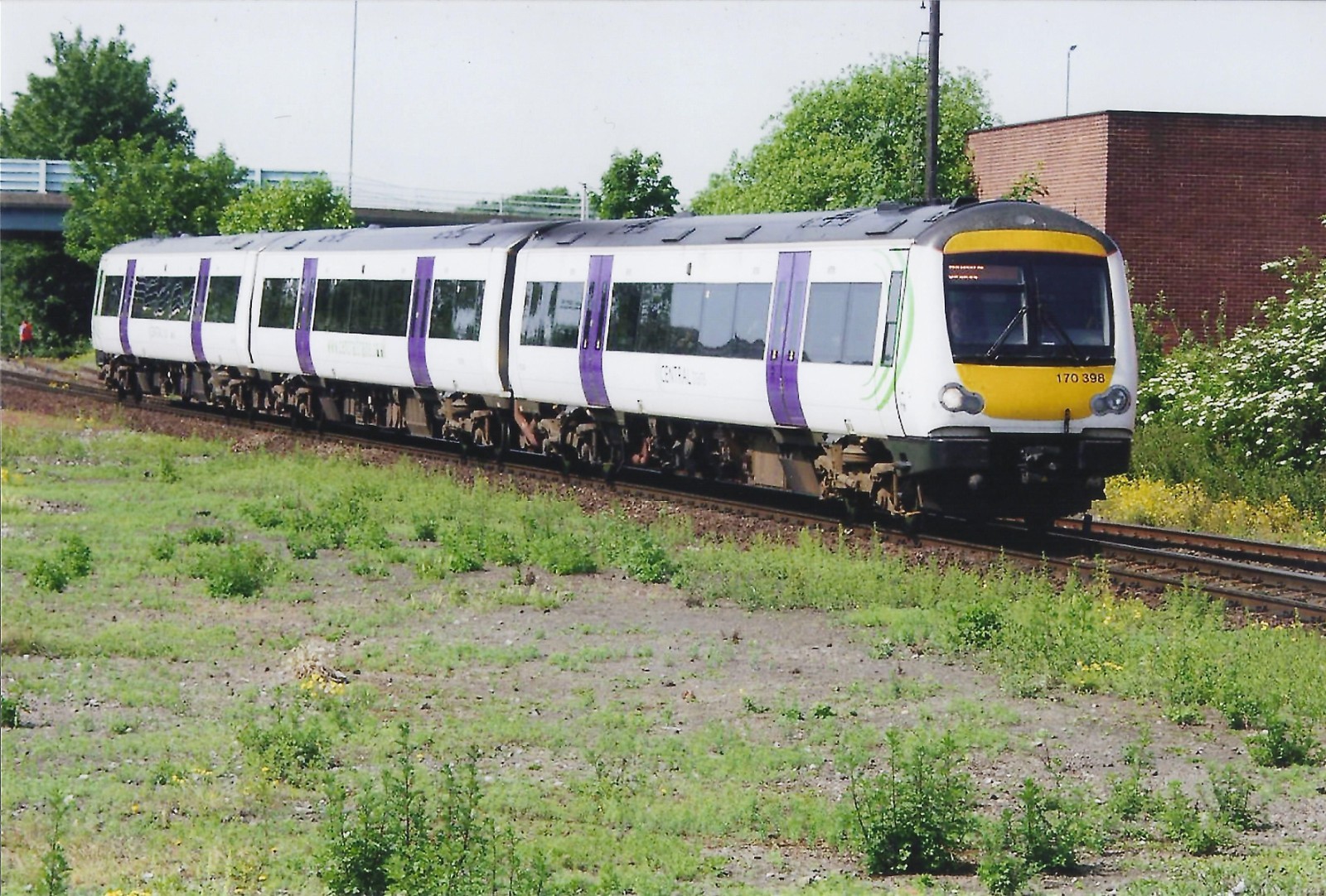 class 170 no 170398 in whote central trains at burton on trent | eBay UK