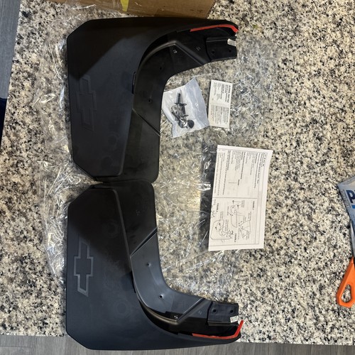 Genuine GM Rear Splash Guards - Black With Bow-Tie Logo 86517281 | eBay