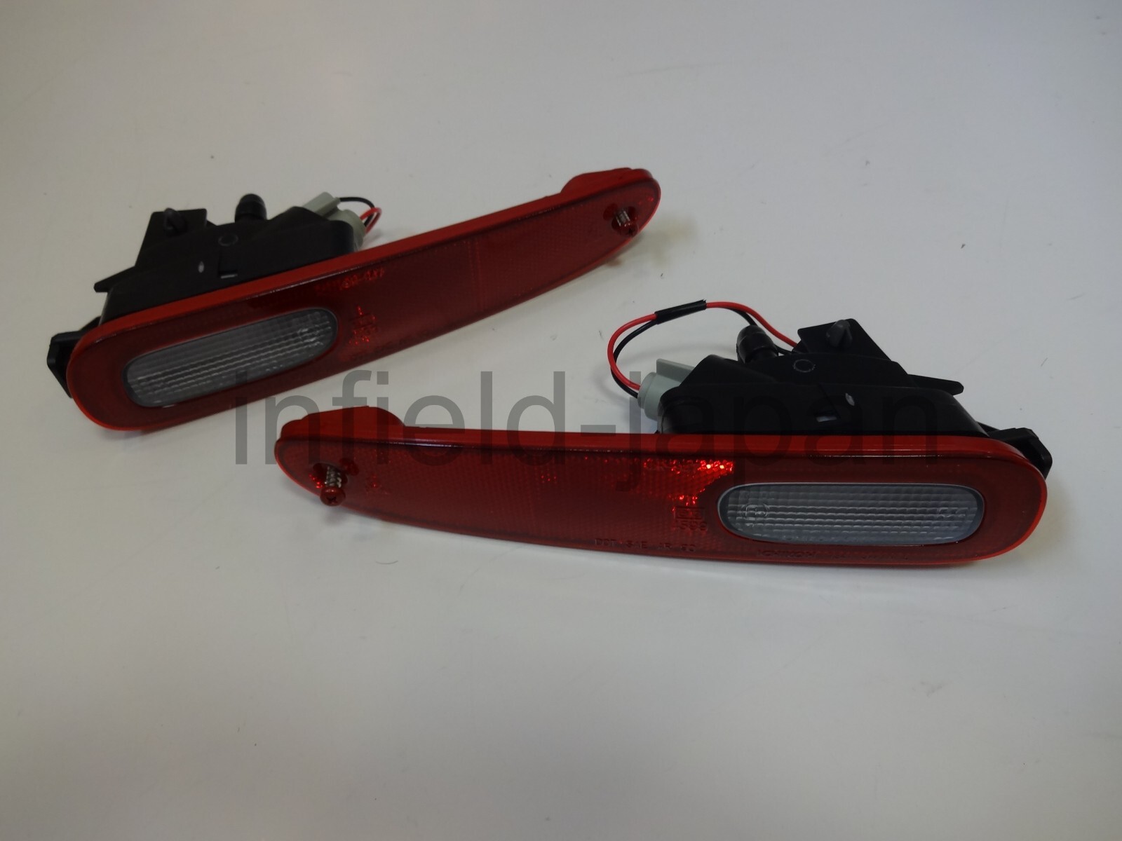 Genuine Mazda RX-7 FD-3S Back Lamp Red Reflector F100-51-250B / F100-51 ...