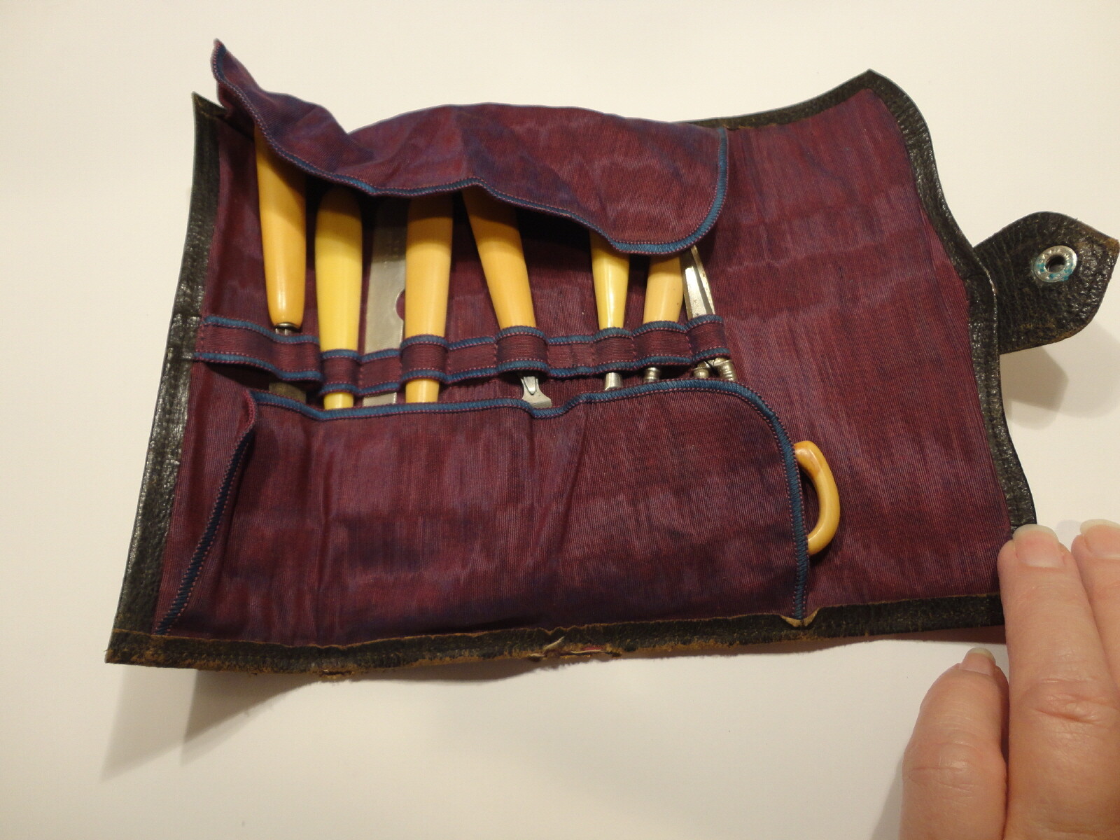 Vintage 1930s ? CELLULOID Manicure Set 8 Original LEATHER CASE Monogram ...