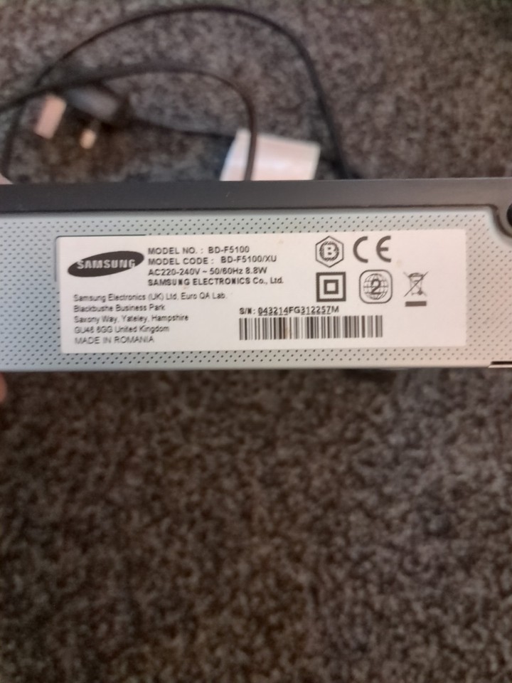 Samsung BD-F5100 Compact Network Smart Blu-Ray DVD Player + Remote ...