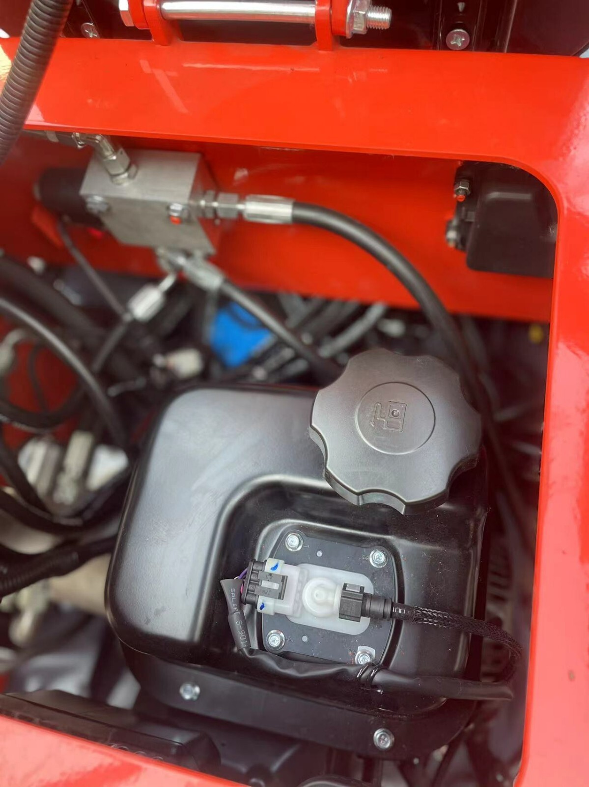 AGT DM12X-PLUS Mini Hydraulic Excavator Digger 15hp RATO Gas Engine ...