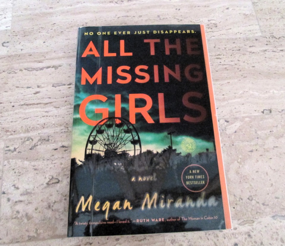All the Missing Girls : A Novel by Megan Miranda (2017, Trade Paperback ...