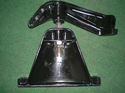 MerCruiser 2.5 3L 120 140 engine mount 32778 (A-1) | eBay