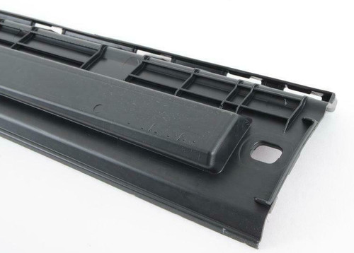 OEM AUDI A3 8V RIGHT ROCKER PANEL SECURING STRIP BRACKET 8V5854536 ...