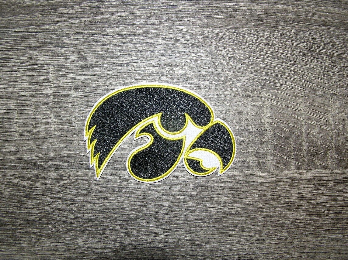 University of Iowa Hawkeyes College Embroidered Iron On Patch 4" x 2.5 ...