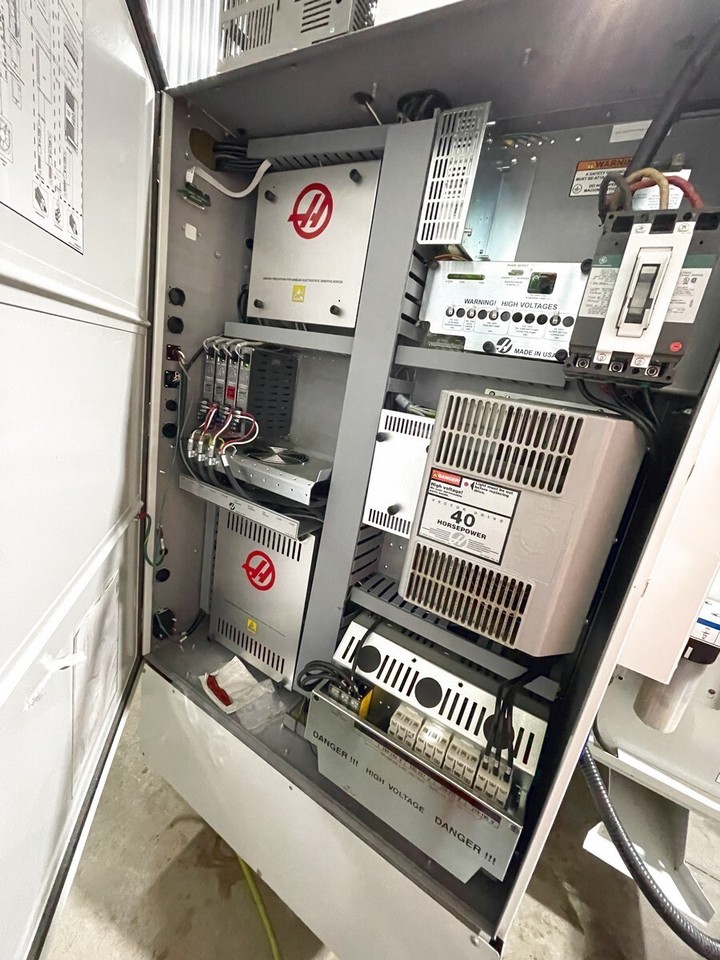 HAAS VF-2 CNC VMC, Probing Systems, Auger, 4th Drive, PCool, Remote Jog ...