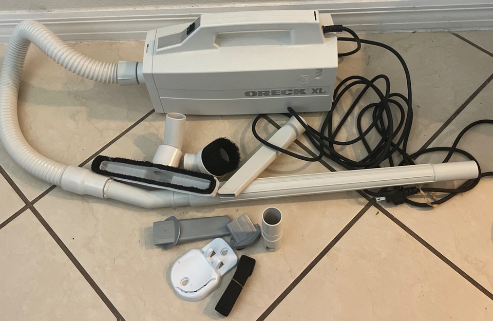 Oreck XL BB870-AW Compact Handheld Canister Vacuum Cleaner W ...