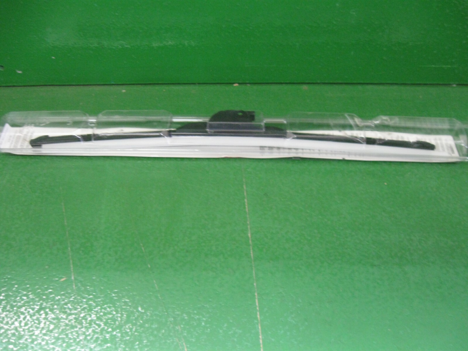 Windshield Wiper Blade-Premium Flat Motorcraft WW-1801-PF for sale ...