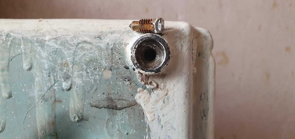 RADIATOR BLEED AIR VENT VALVES SCREWS - ALL TYPES STEEL PANEL / CAST ...