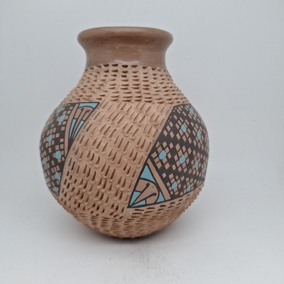Mata Ortiz Handmade Pottery by Chela Sandoval 6.75" Tall 6" Wide | eBay