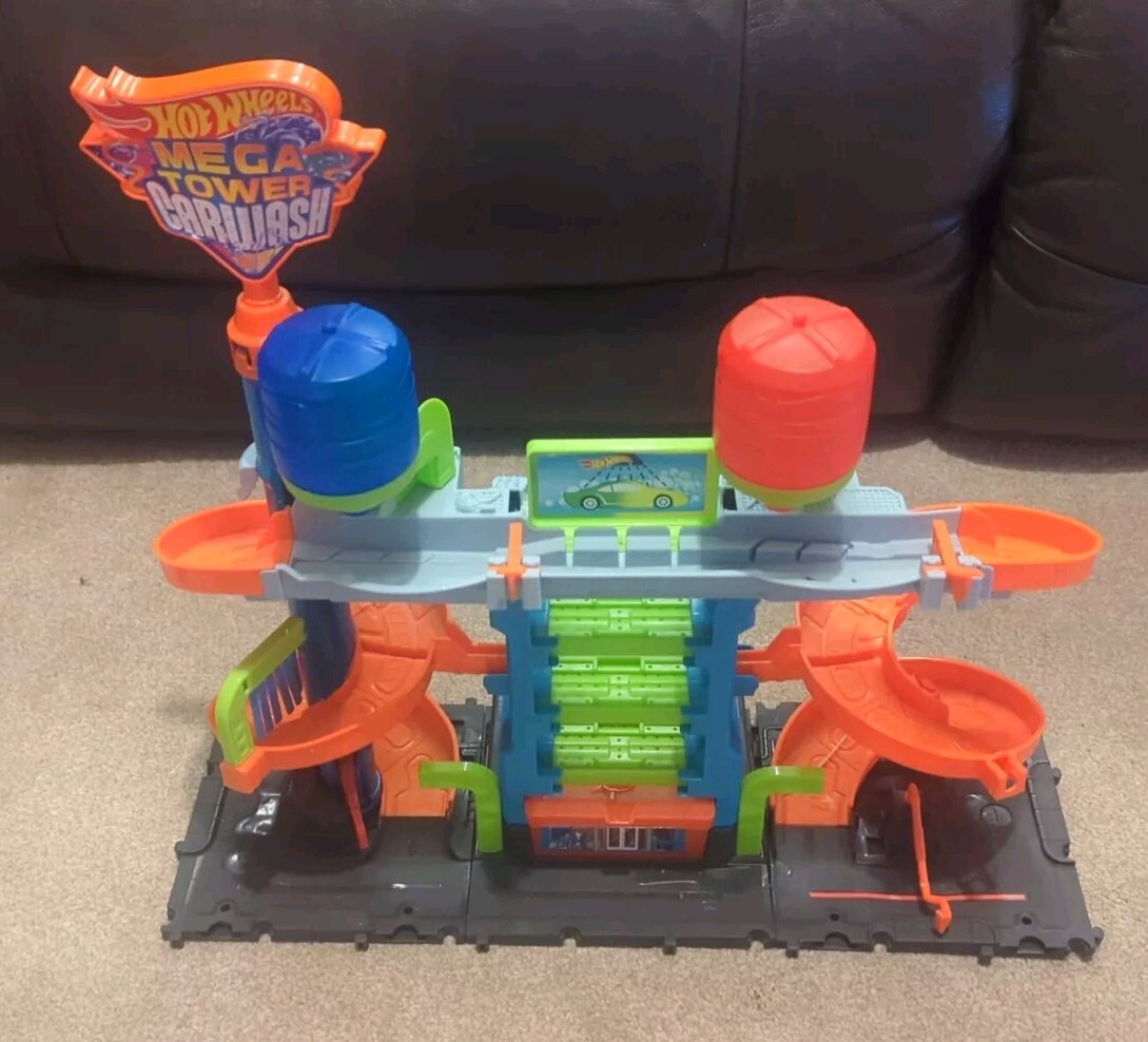 Hot Wheels Mega Car Wash Playset | Compare Prices | Shop Now