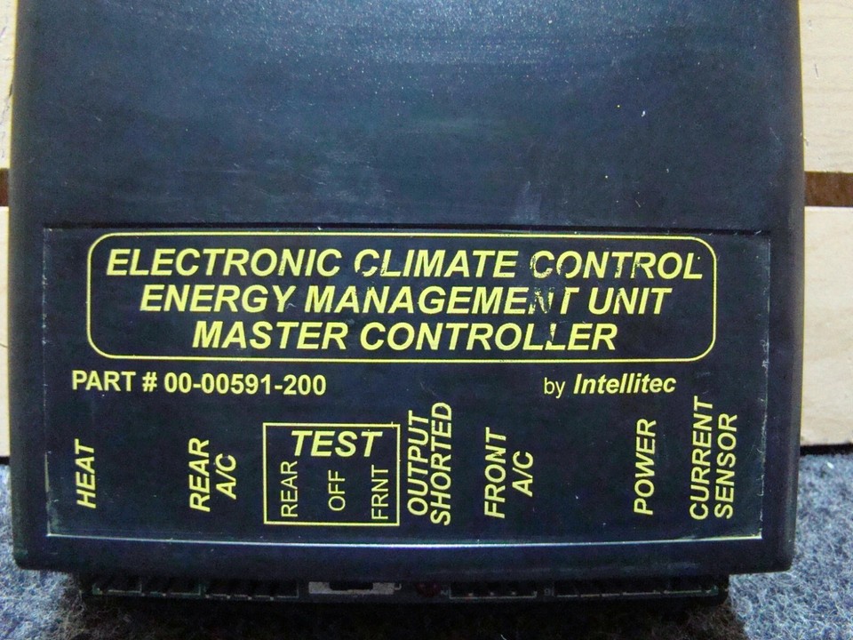 USED RV ELECTRONIC CLIMATE CONTROL MANAGEMENT UNIT MASTER CONT 00-00591 ...