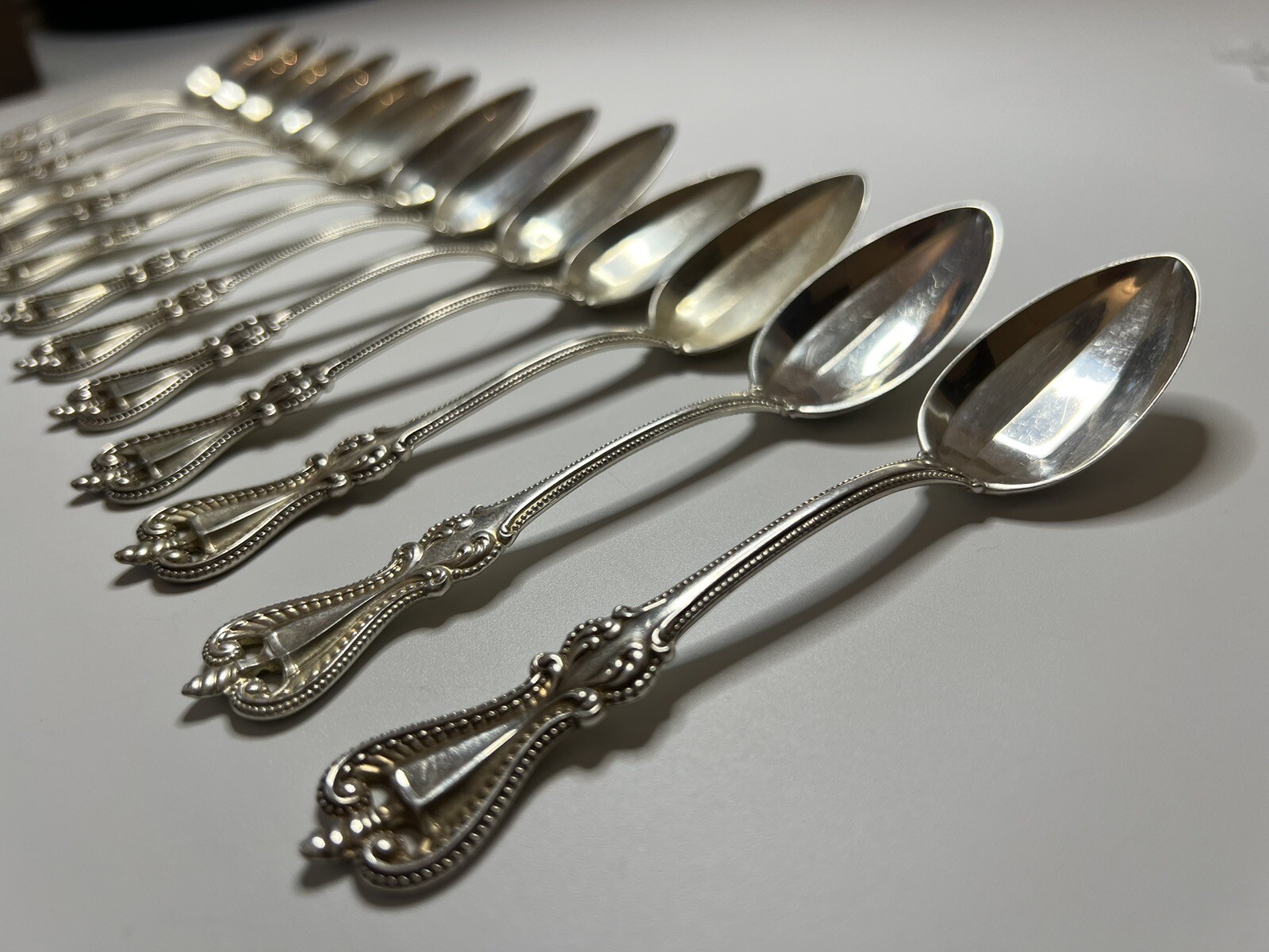 TOWLE OLD COLONIAL Pattern 1895 Sterling Silver Silverware 84 Pieces ...