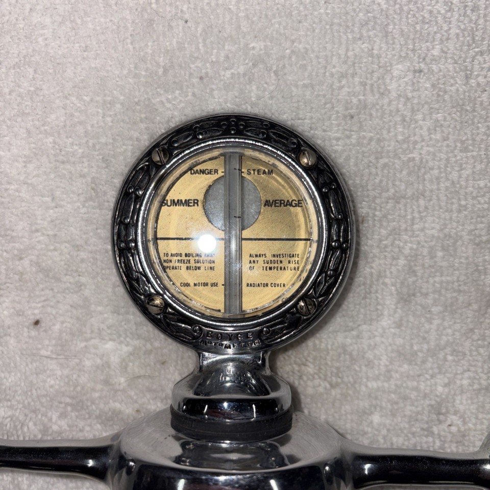 Vintage Ford Model T Radiator Cap/Chrome Boyce MotoMeter, Wreath Rim ...