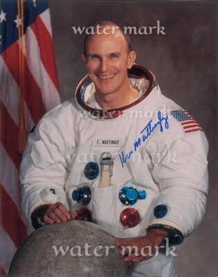 THOMAS KEN MATTINGLY NASA ASTRONAUT APOLLO 16 REPRINT SIGNED PHOTO 8 ...
