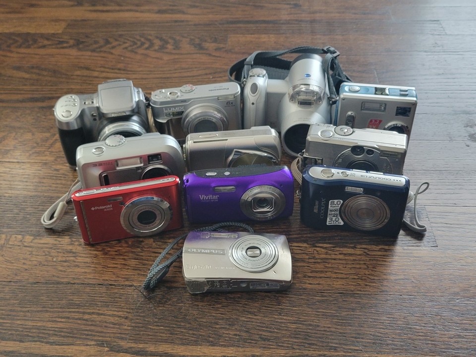 DIGITAL CAMERA LOT of 11 CAMERAS FOR PART LOT – AS-IS - READ THE ...