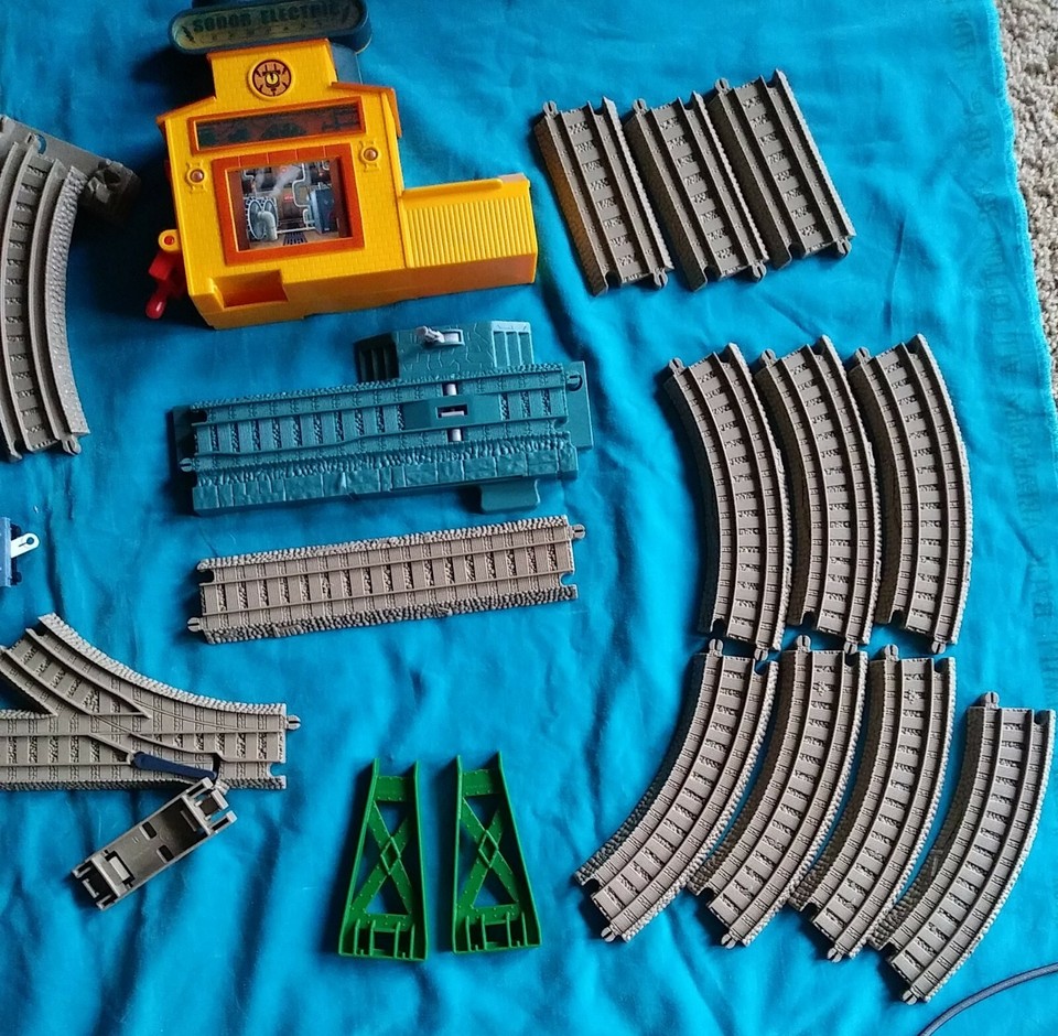 Thomas & Friends Trackmaster Sodor Electric Company Line Collapse Track ...