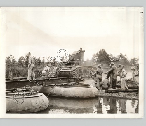 US ARMY Use Rubber Pontoon Boats For BRIDGE BUILDING WWII 1942 Press ...