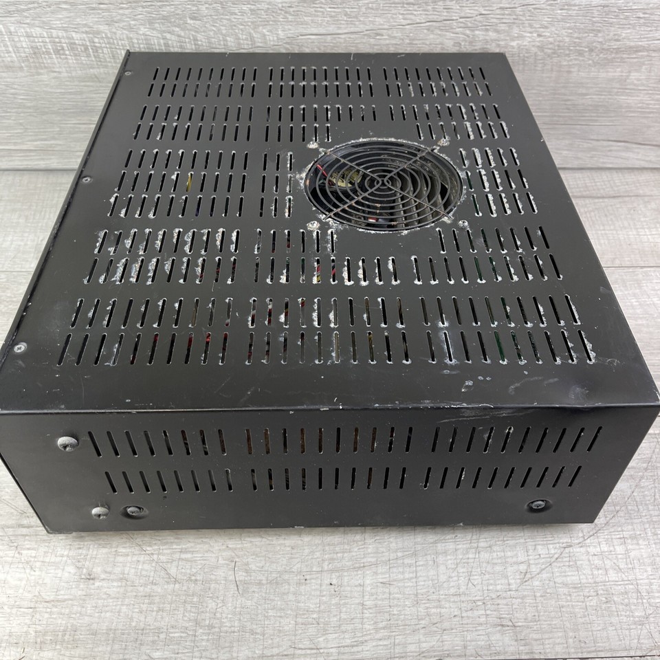 RTI AD-8x Audio Distribution System Amplifier Amp Remote Technologies ...