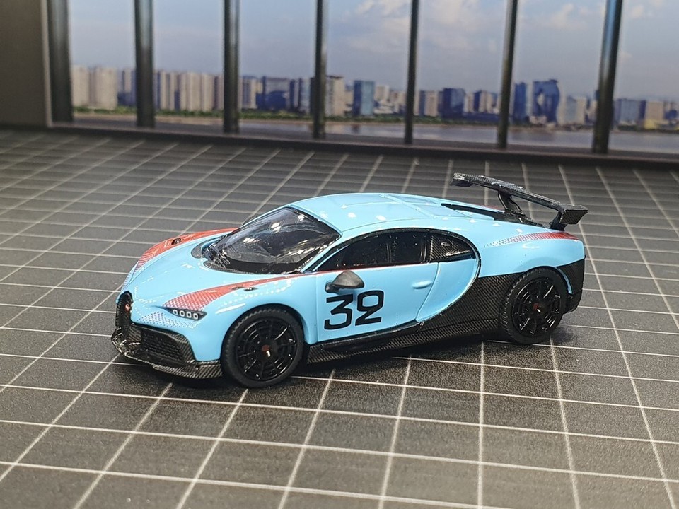 BUGATTI CHIRON PUR SPORT "GRAND PRIX" LHD - 1/64 TSM MODEL / MINI GT | eBay