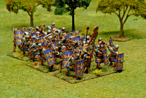 Victrix Imperial Roman 28mm Legionary Attacking | eBay